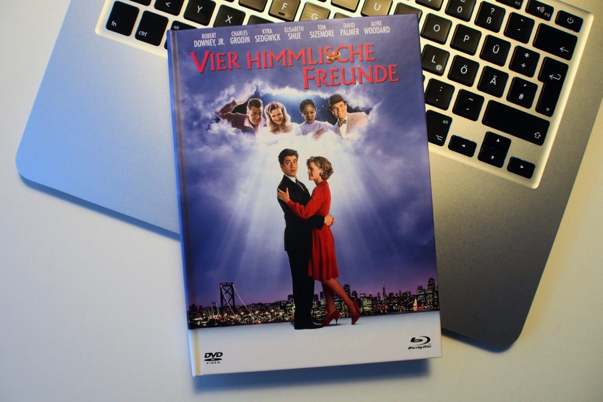 ZoomLab // pers. Blog | Reingeschaut: Armor | Entertainment ...